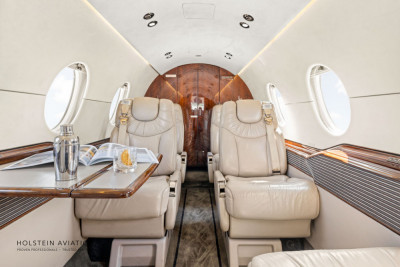 N57MQ Hawker 400XP - Holstein Aviation, Inc. S/N RK-429