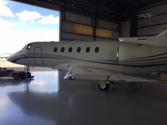 N40AG Hawker 750 - Airtrade Aviation S/N HB-15