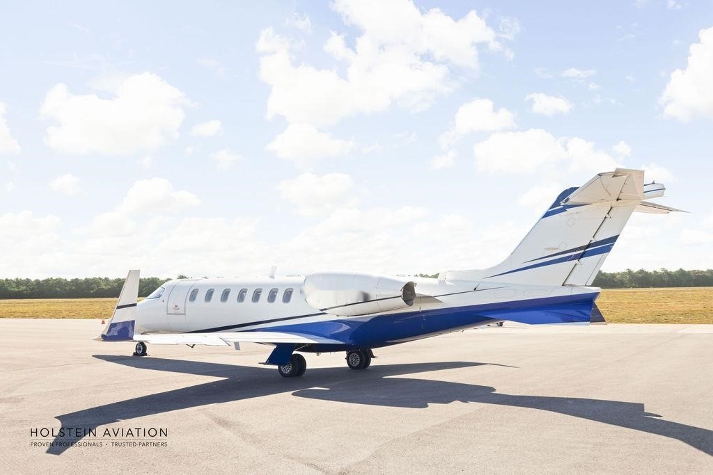 N901FP Learjet 40XR - Holstein Aviation, Inc. S/N 45-2100
