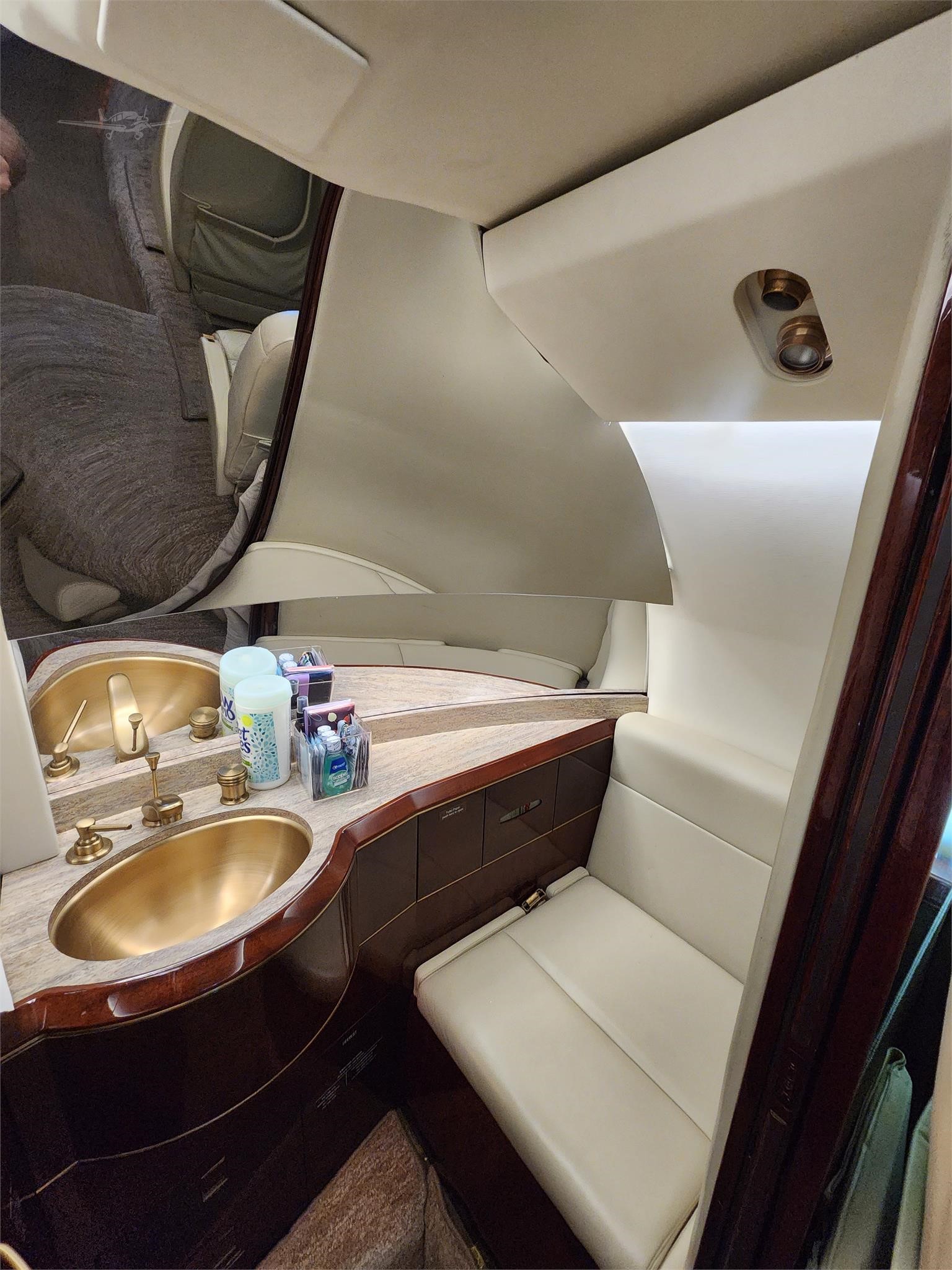 N806SQ Cessna Citation VII - Jets Relative S/N 650-7060