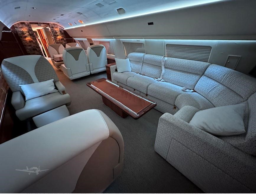 N111RE McDonnell Douglas MD-87 - Action Aviation Consulting Ltd S/N 49670