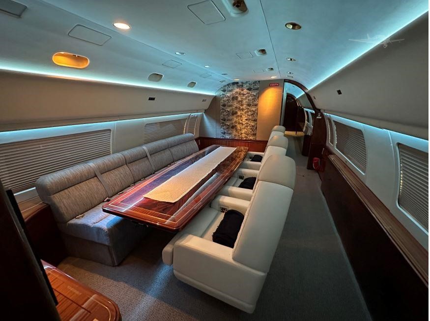 N111RE McDonnell Douglas MD-87 - Action Aviation Consulting Ltd S/N 49670