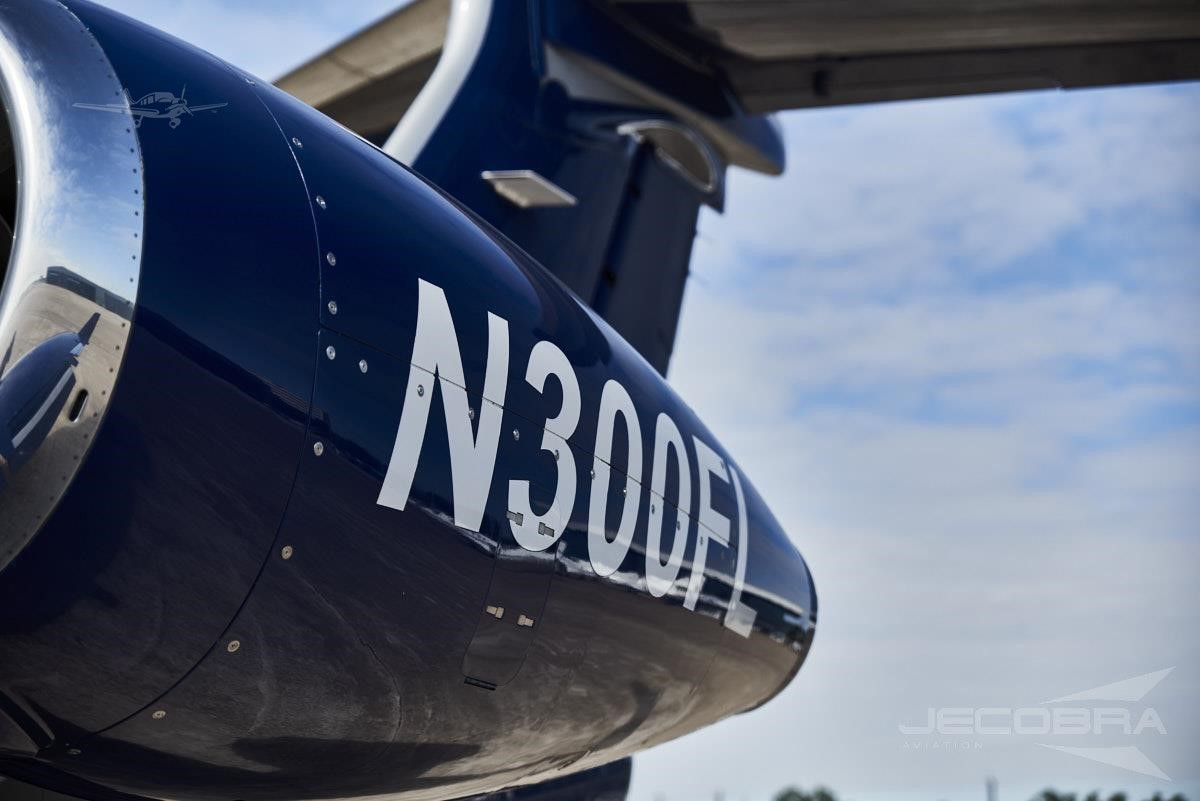 N300FL Embraer Phenom 300 - Jecobra Aviation S/N 50500027