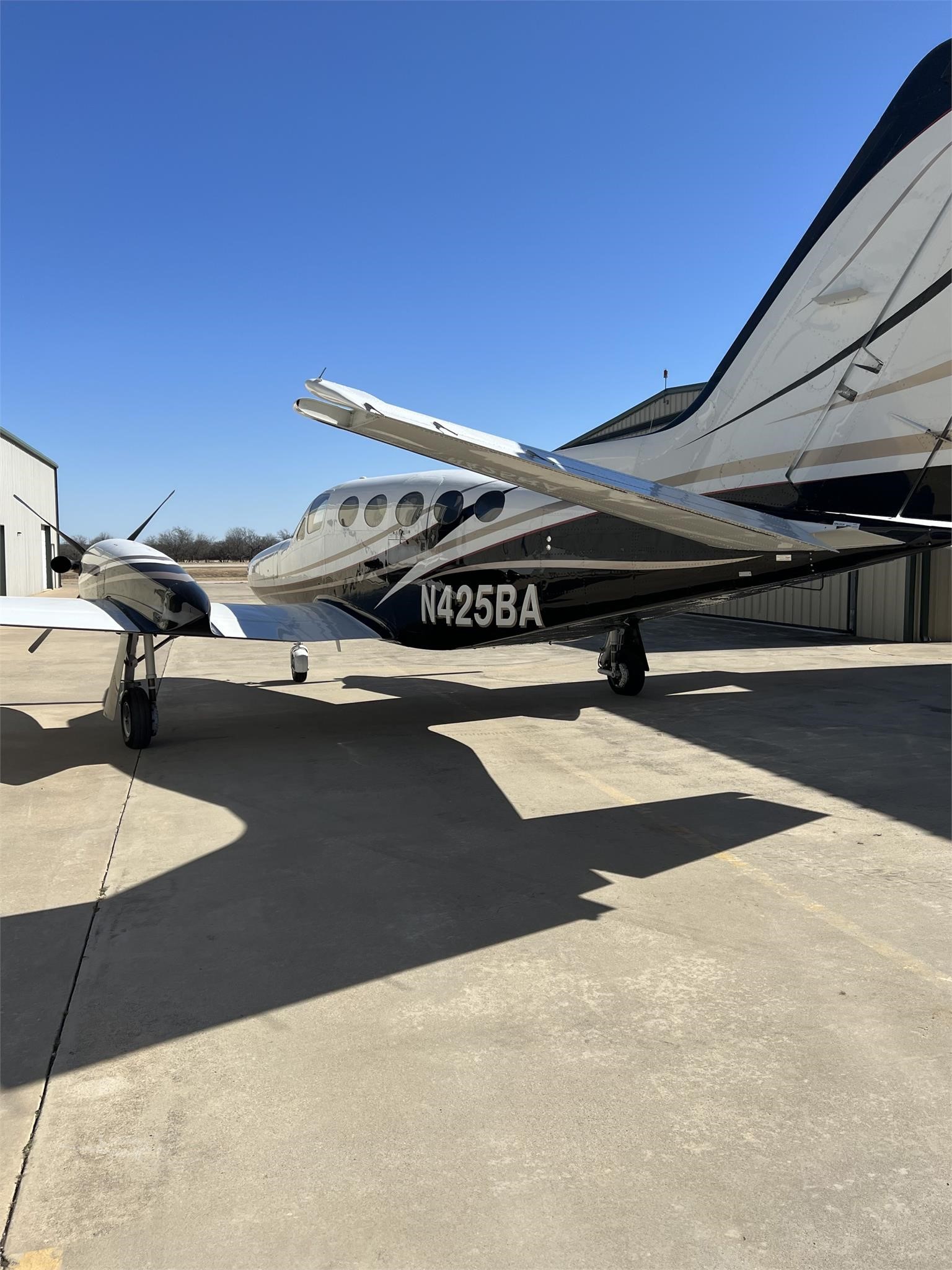 N425BA Cessna 425 - Venture Energy Services unclear S/N 4250046
