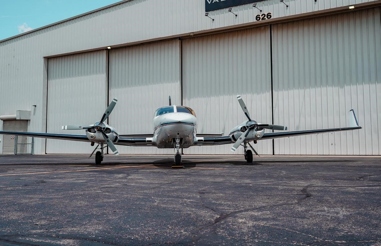 N421DG Cessna 421C - Vaerus Jet Sales S/N 421C-0456