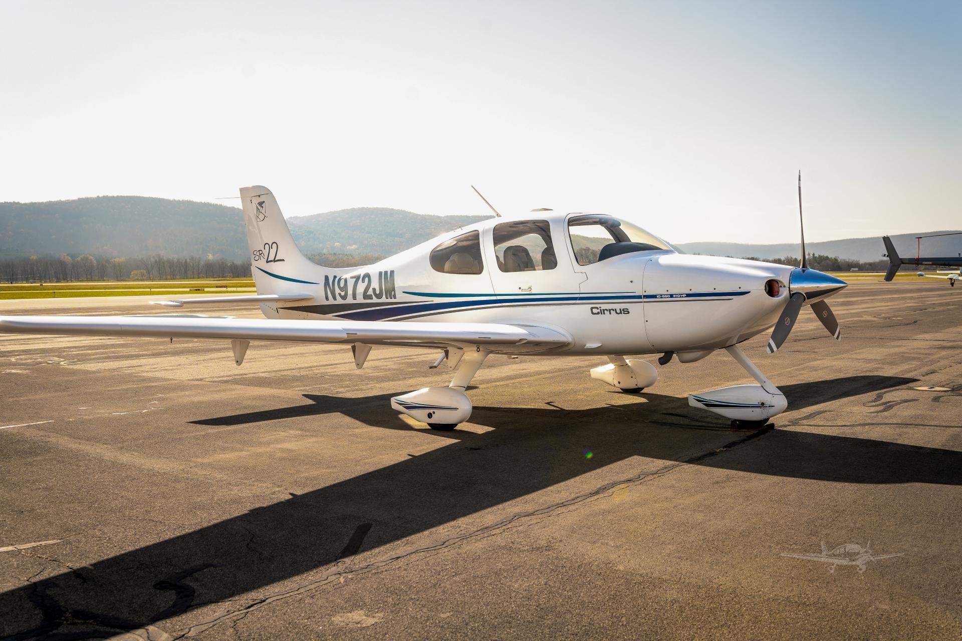 N972JM Cirrus SR22 - Steel Aviation S/N 0212
