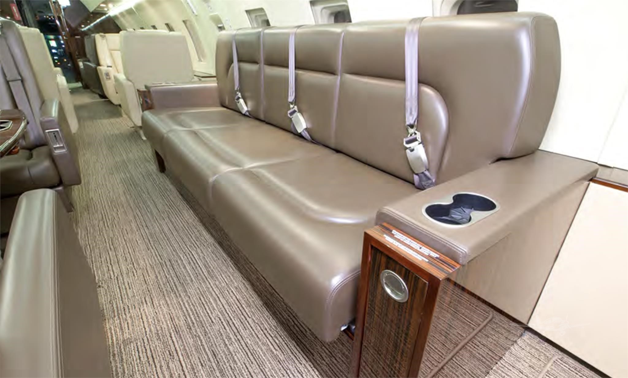 N998CA Challenger 850 - Clara Aviation S/N 7008