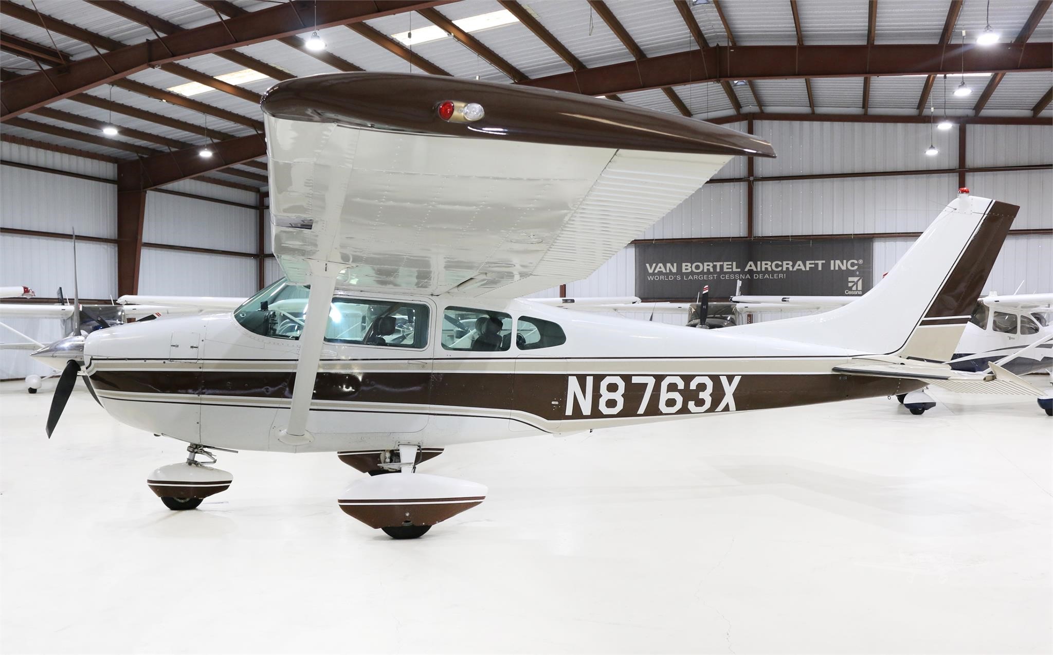 N8763X Cessna 182 - Van Bortel Aircraft, Inc. S/N 18253163