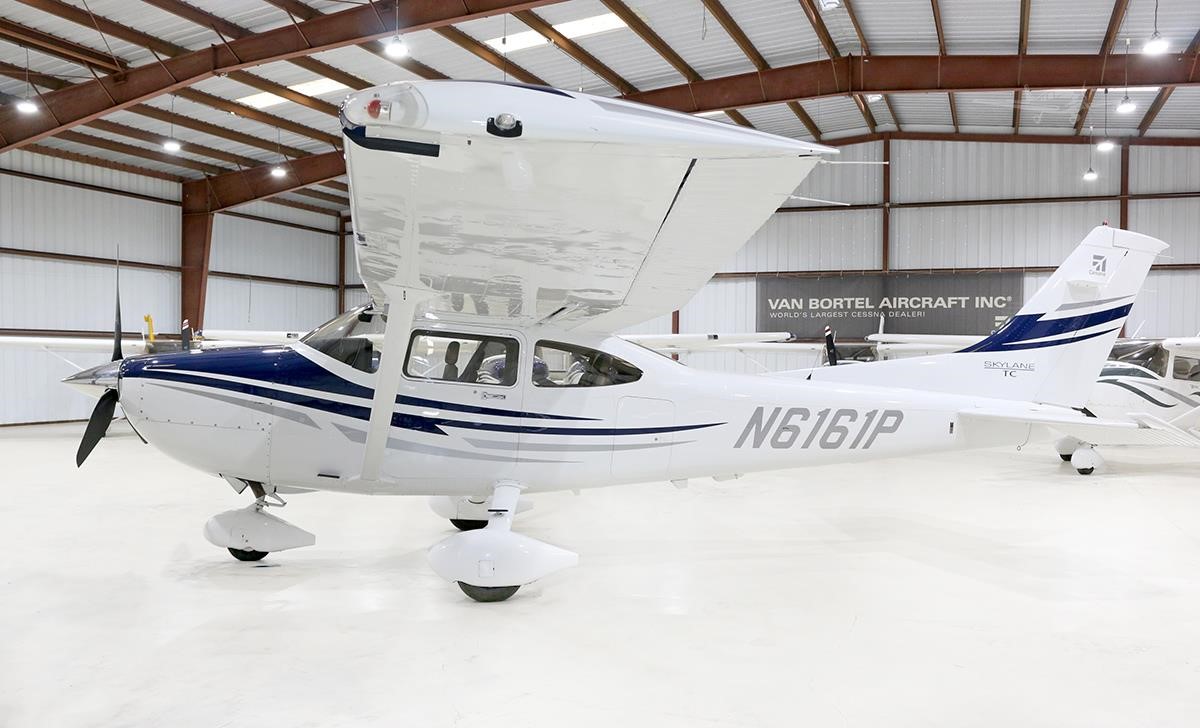 N6161P Cessna 182 - Van Bortel Aircraft, Inc. S/N T18208384