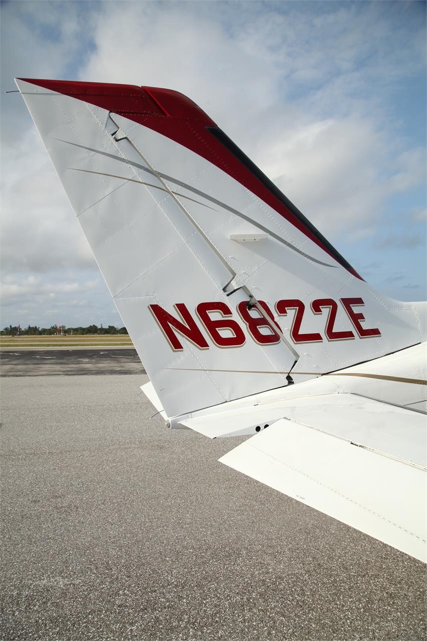 N6822E Cessna 414A - Air Force One, LLC S/N 414A0807