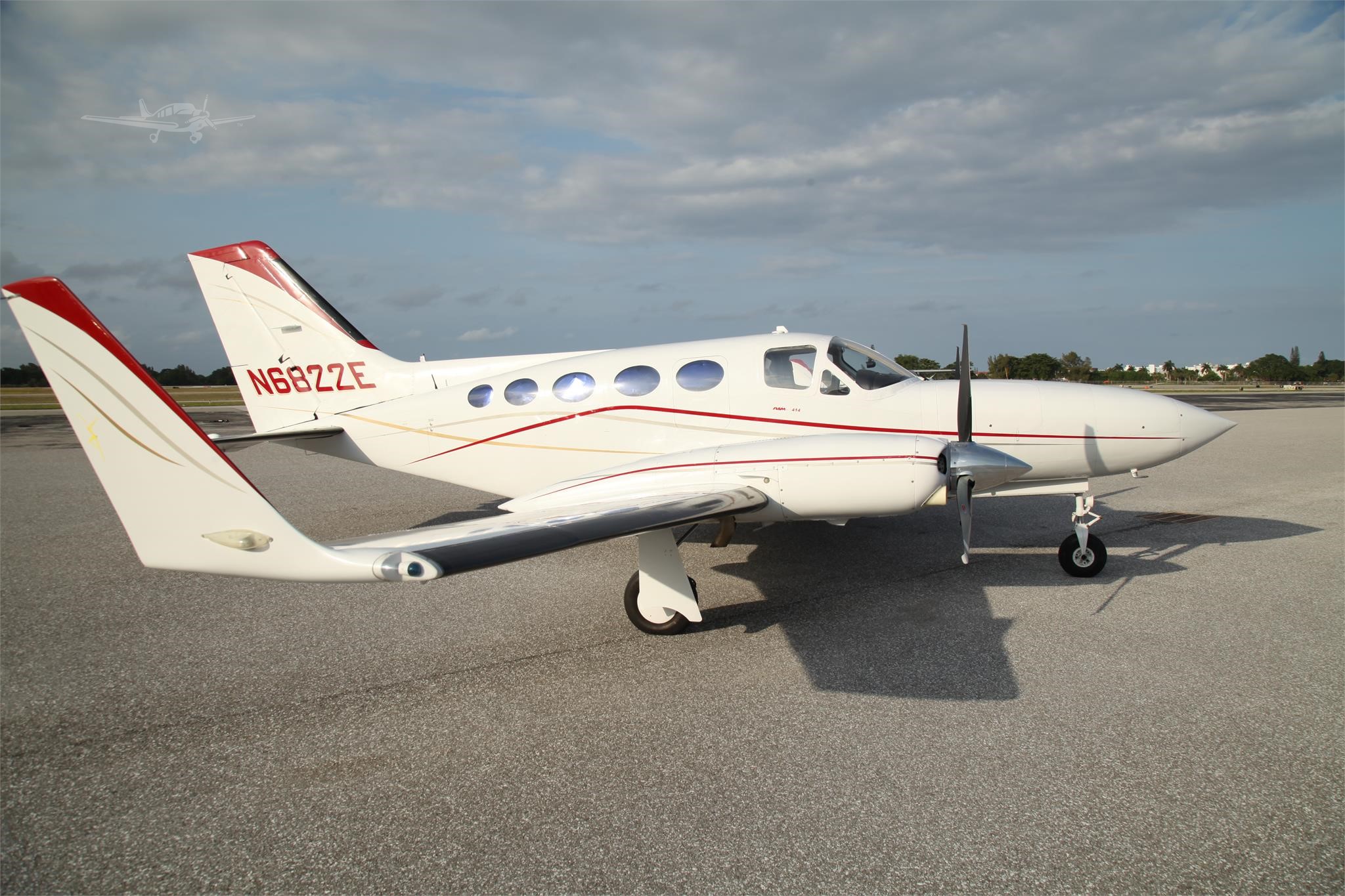 N6822E Cessna 414A - Air Force One, LLC S/N 414A0807