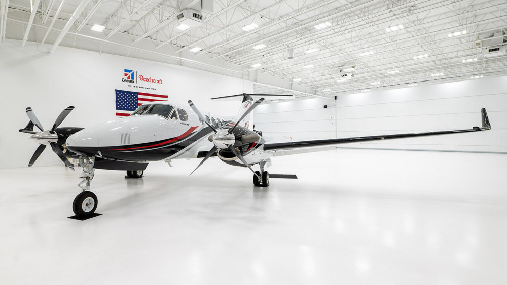 VH-8MT Beechcraft King Air 260 - Textron Aviation S/N BY-432