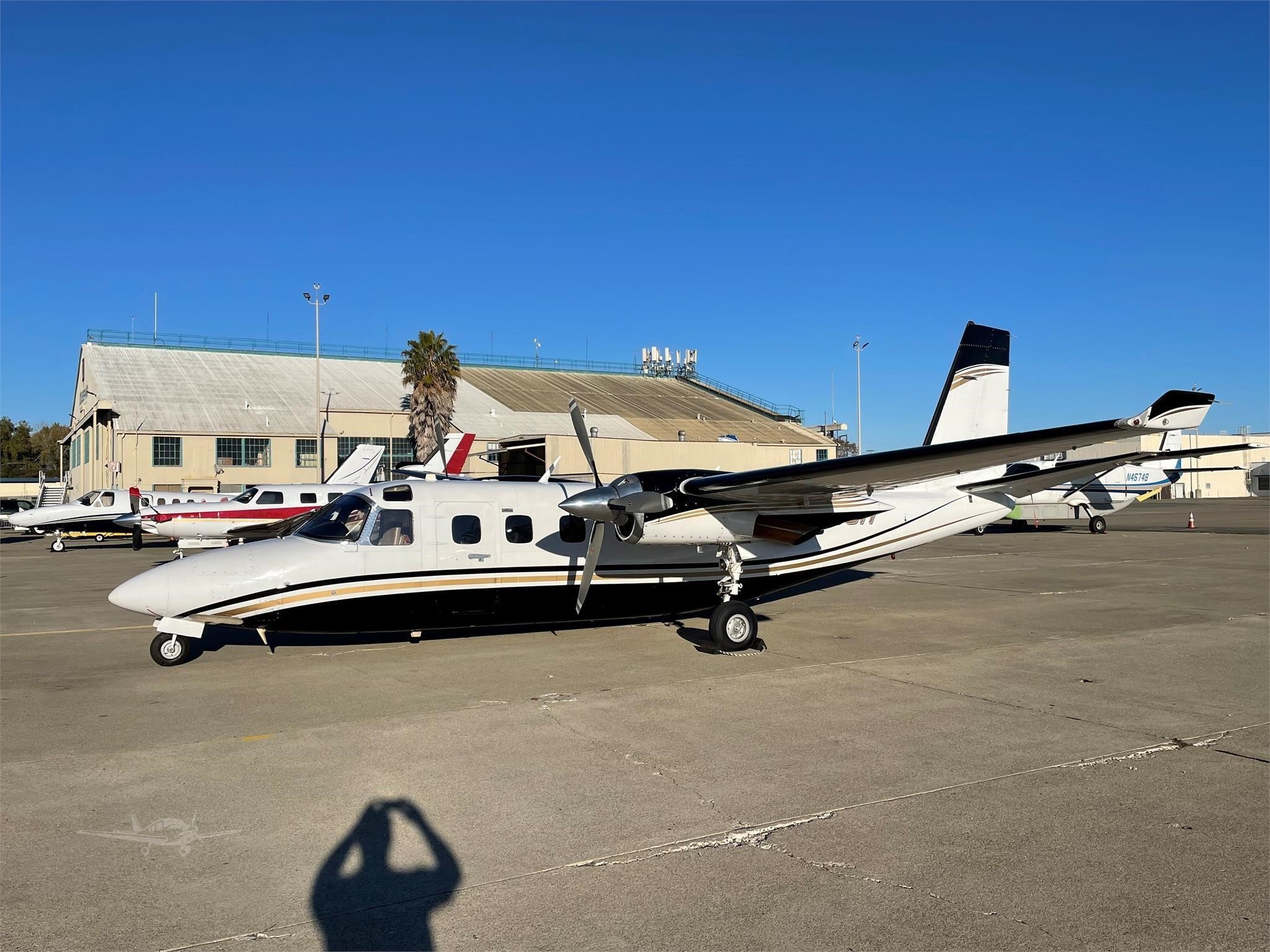 N695GH Twin Commander 1000 - DeBritton Aviation, Ltd. S/N 96078