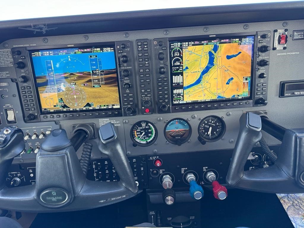 HB-TDM Cessna 182 - Aam Intl Gmbh S/N T18209014