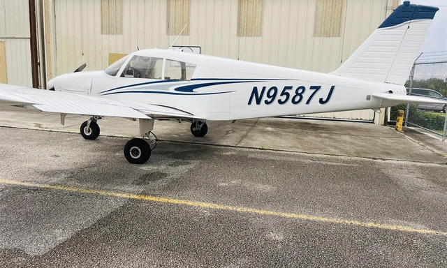 N9587J Piper PA-28-181 Archer II - Scott Macdonald Aircraft Sales S/N ...