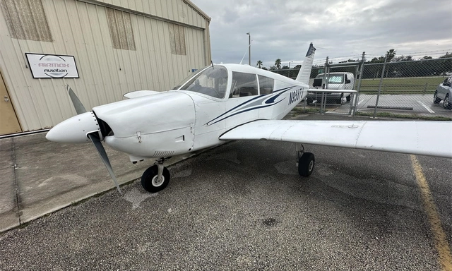 N9587J Piper PA-28-181 Archer II - Scott Macdonald Aircraft Sales S/N ...