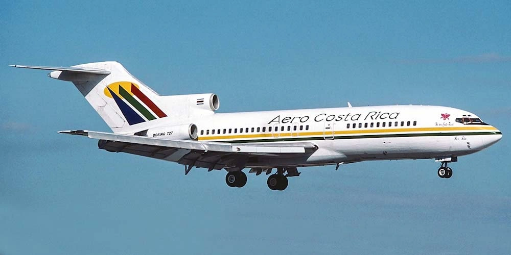 Boeing 727-100 by Boeing