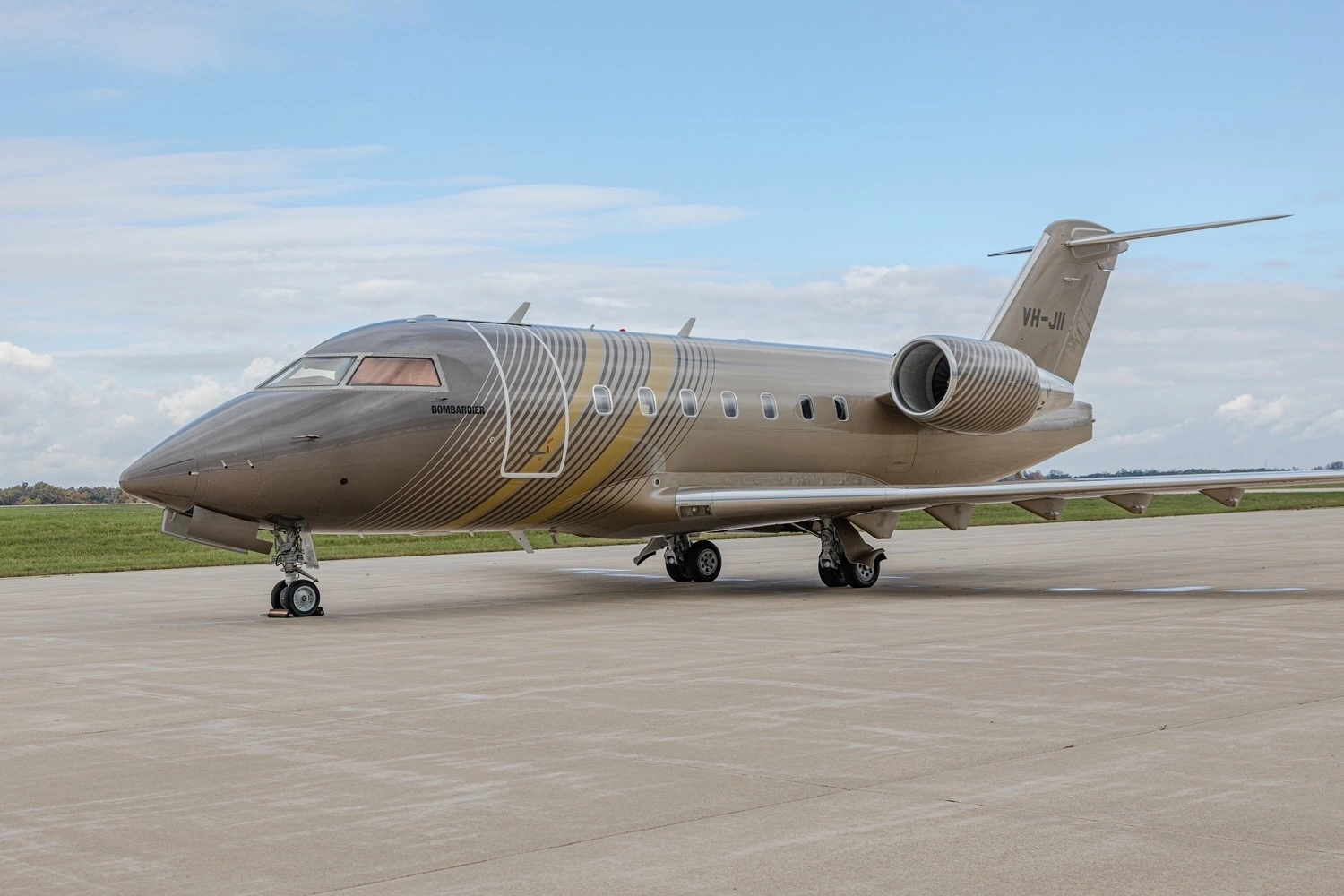 VH-JII Challenger 604 - Global Jet International S/N 5550